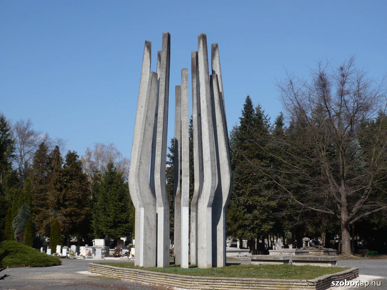 A II. világháború áldozatainak emlékműve – Köztérkép