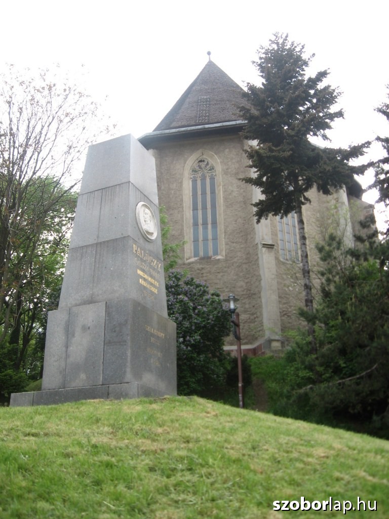 Palóczy-obeliszk – Köztérkép