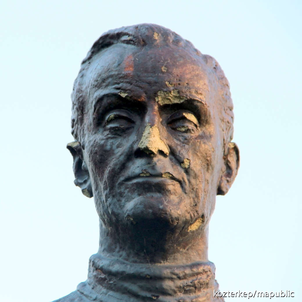 Molnár C. Pál-mellszobor – Köztérkép