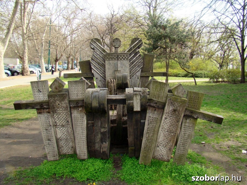 Szánkó-szobor – Köztérkép