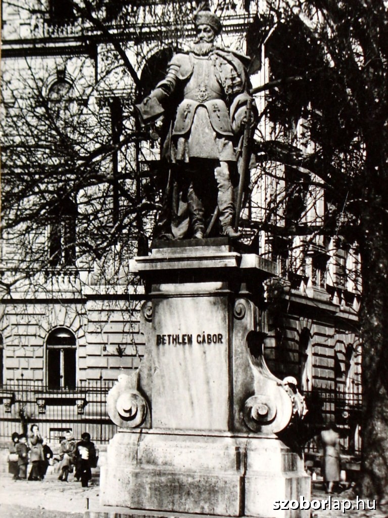 Bethlen Gábor-szobor – Köztérkép
