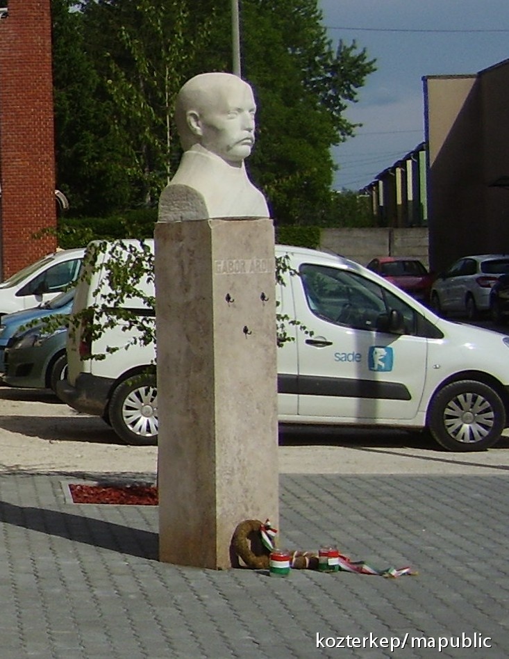 Gábor Áron mellszobra – Köztérkép