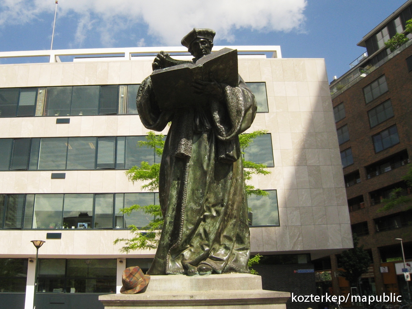 Rotterdami Erasmus szobra – Köztérkép