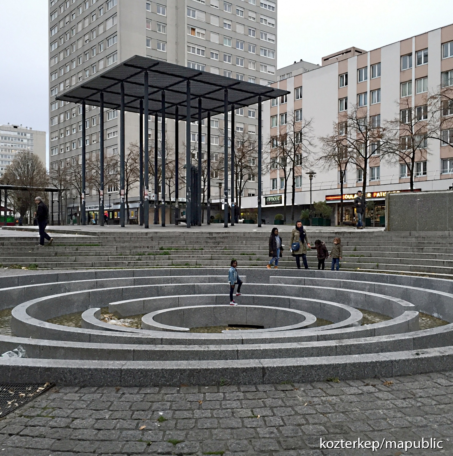 Labirintus – Köztérkép