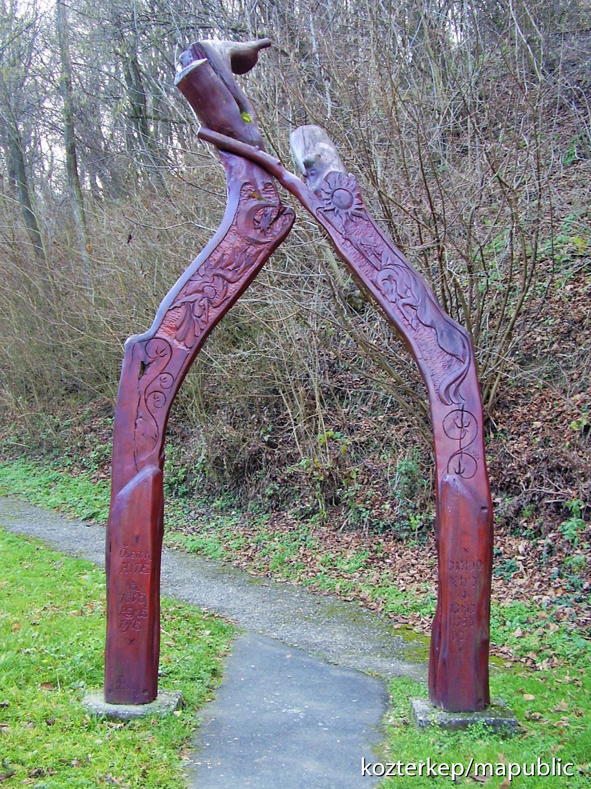 Emese álma – Köztérkép