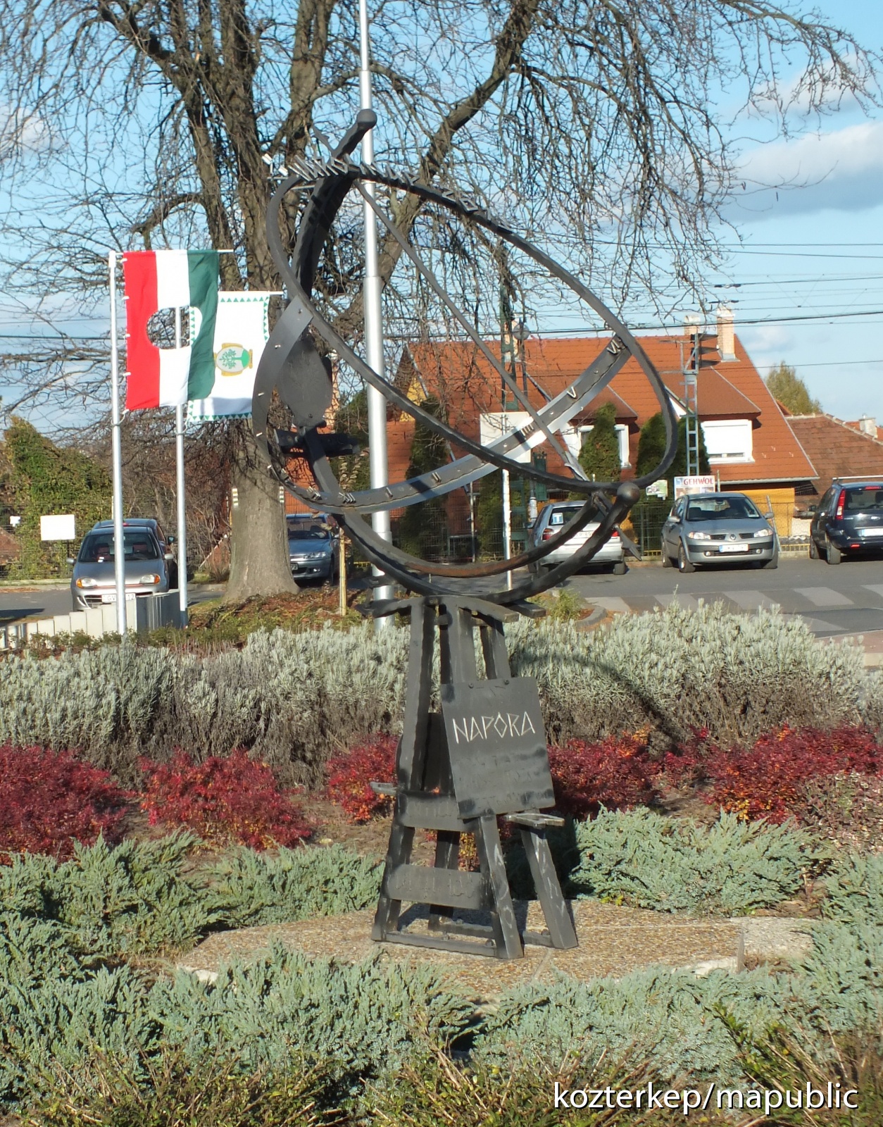 Napóra – Köztérkép