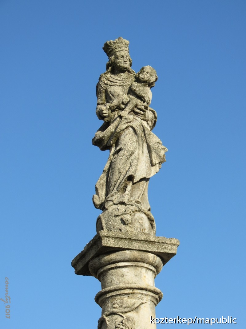 Szűz Mária a kisded Jézussal és Szent Sebestyén – Köztérkép