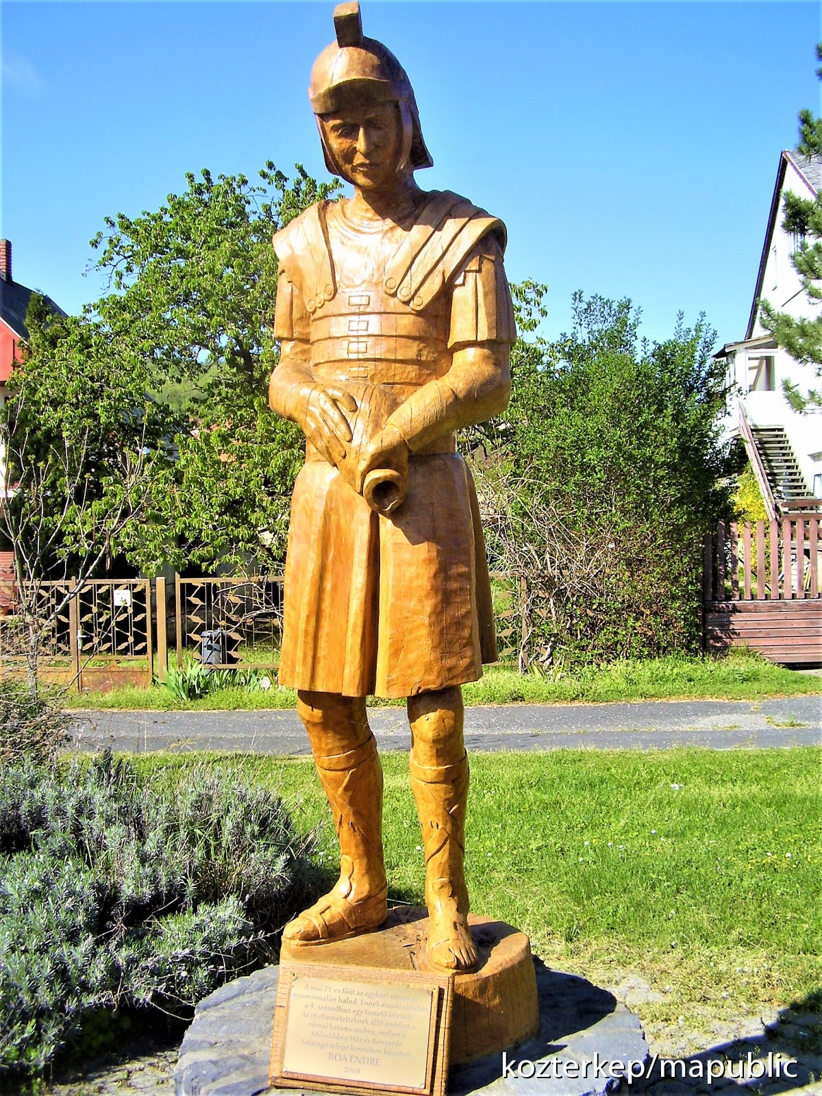 Római katona szobra – Köztérkép