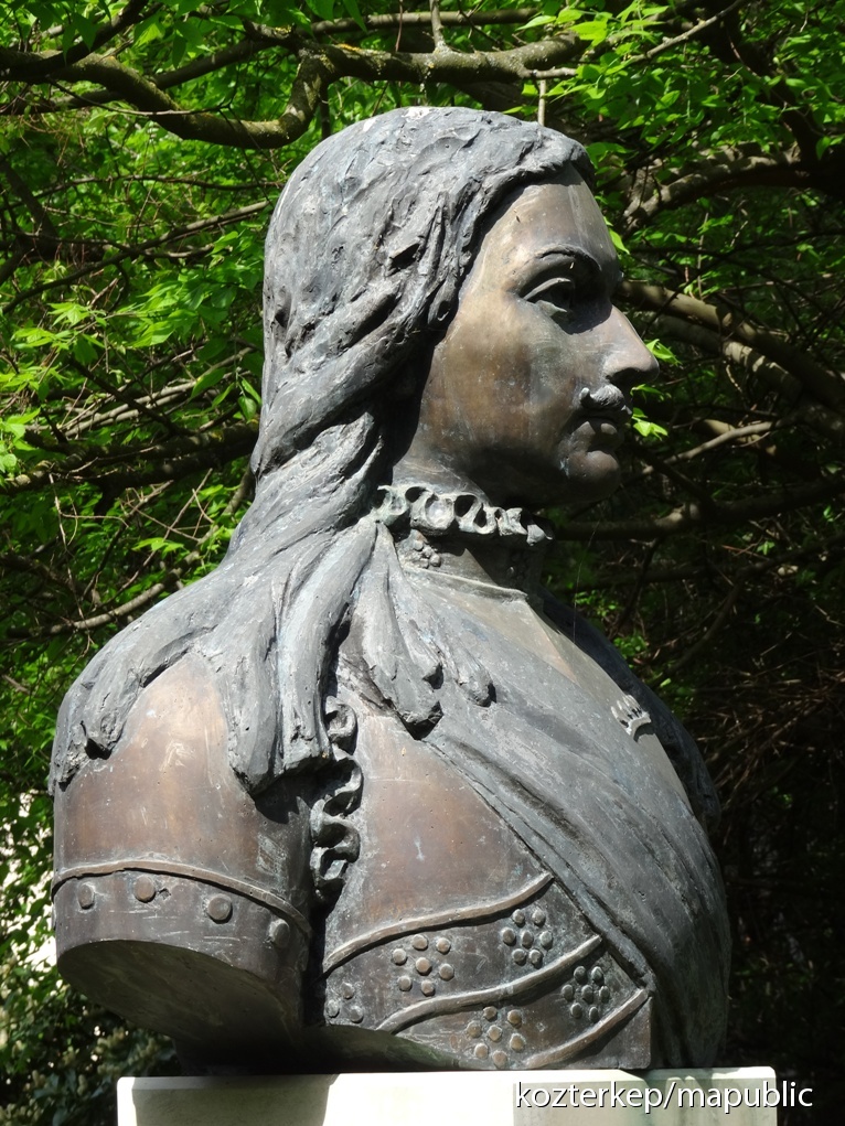 Mikes Kelemen – Köztérkép