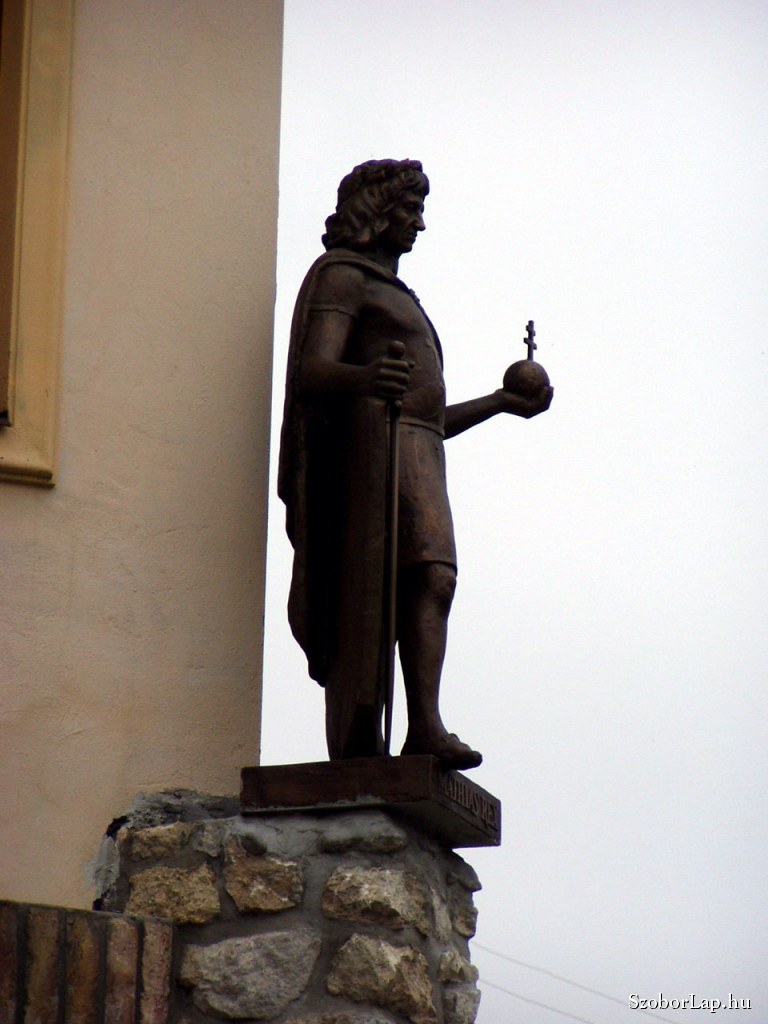 Mathias rex-szobor – Köztérkép