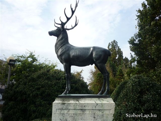 Szarvas-szobor – Köztérkép
