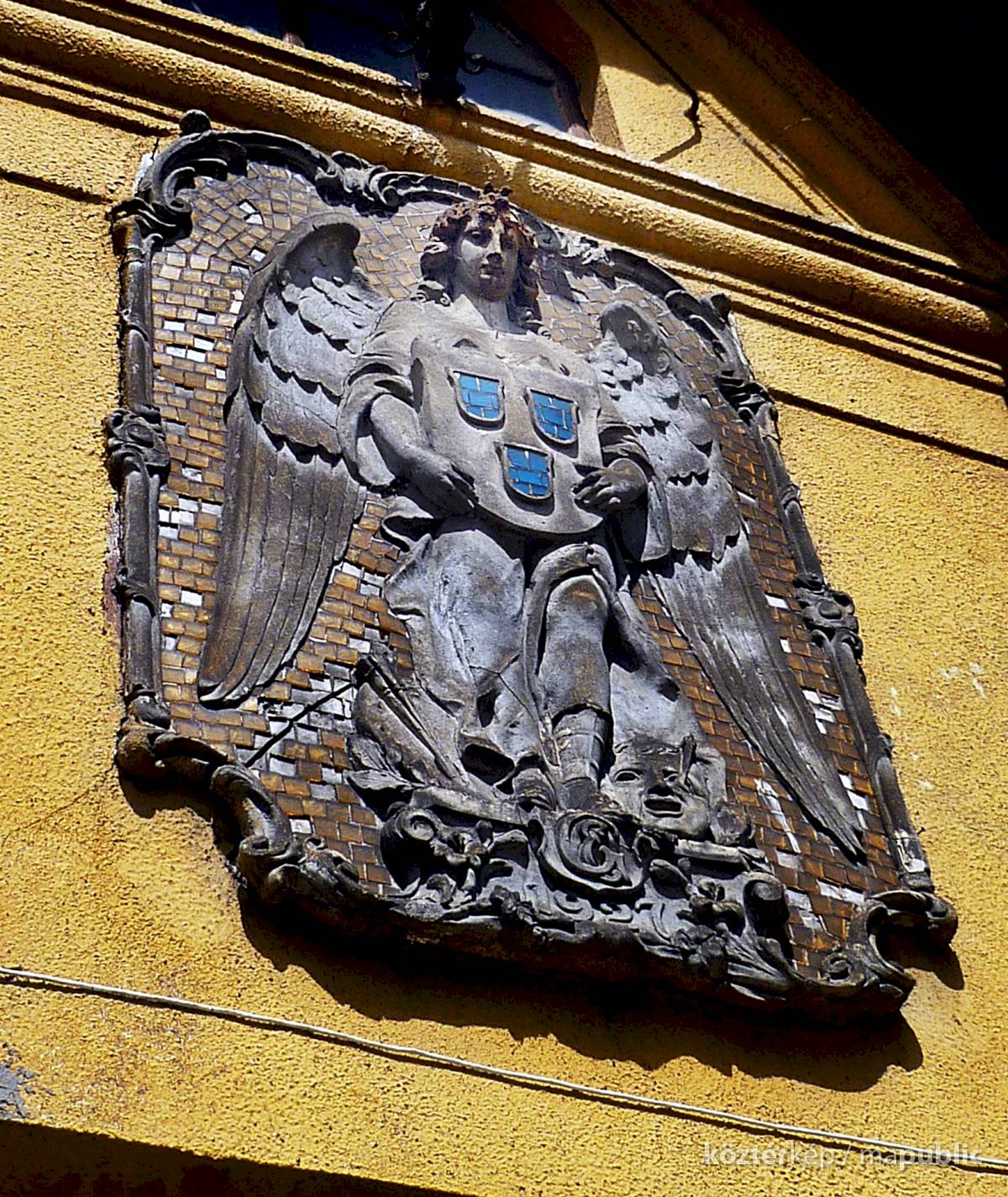 Címer – Köztérkép