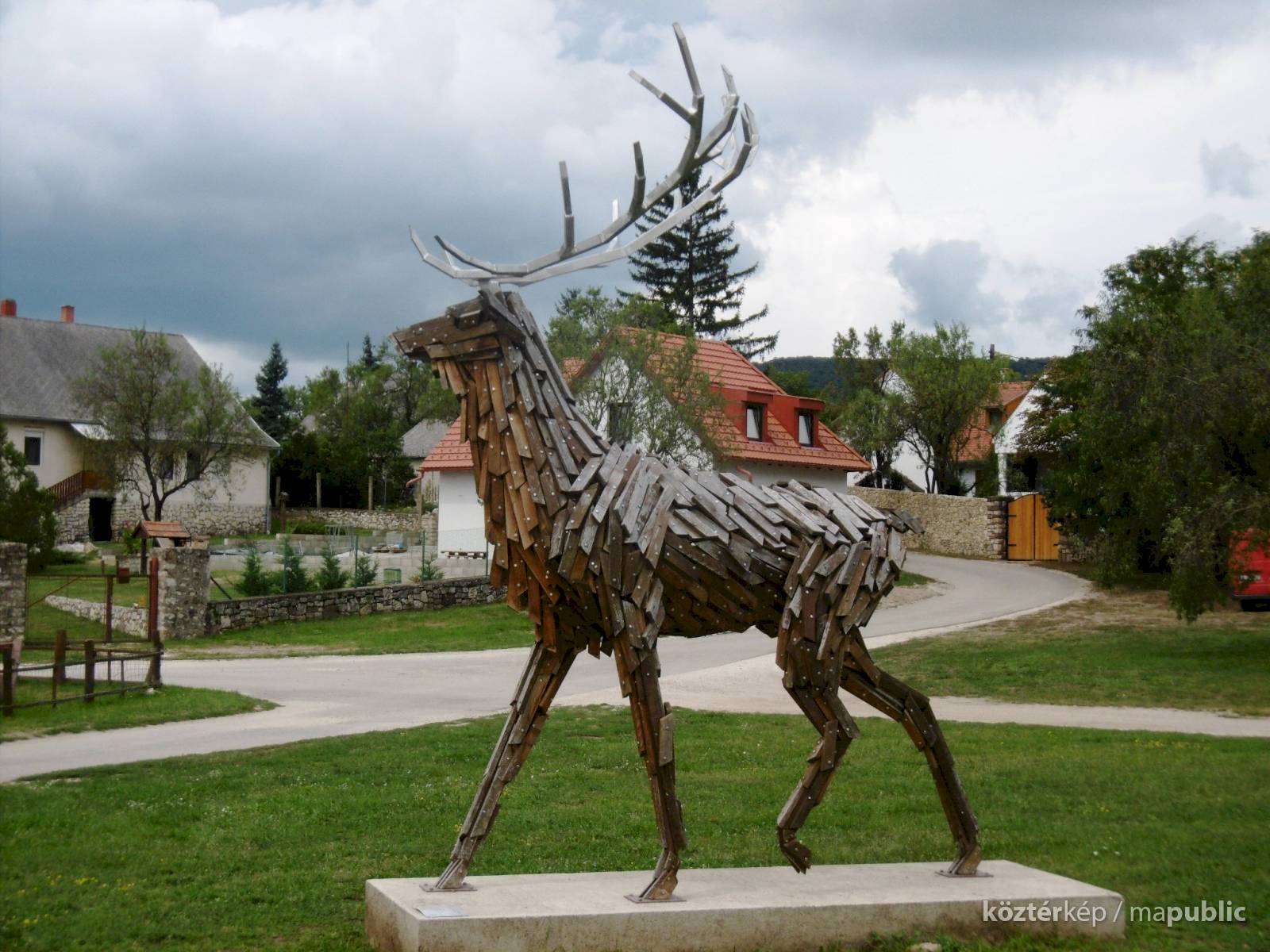 Csodaszarvas – Köztérkép