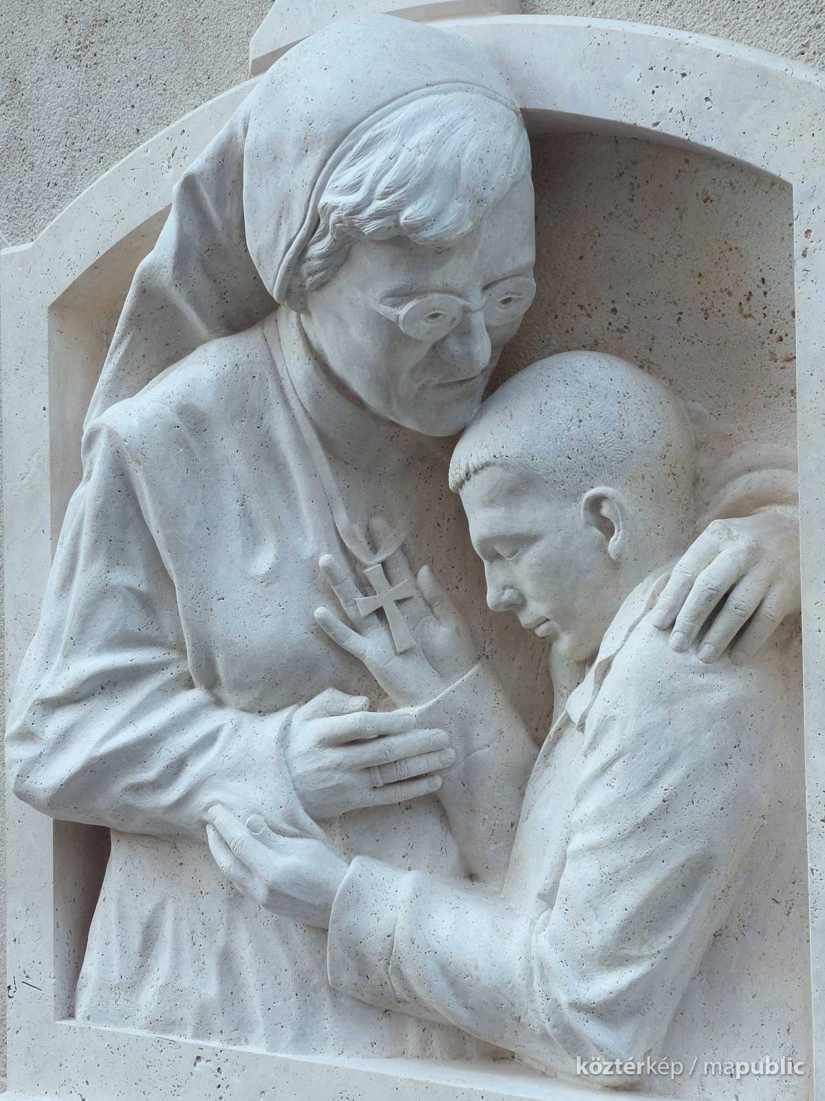 Fehér Anna – Köztérkép