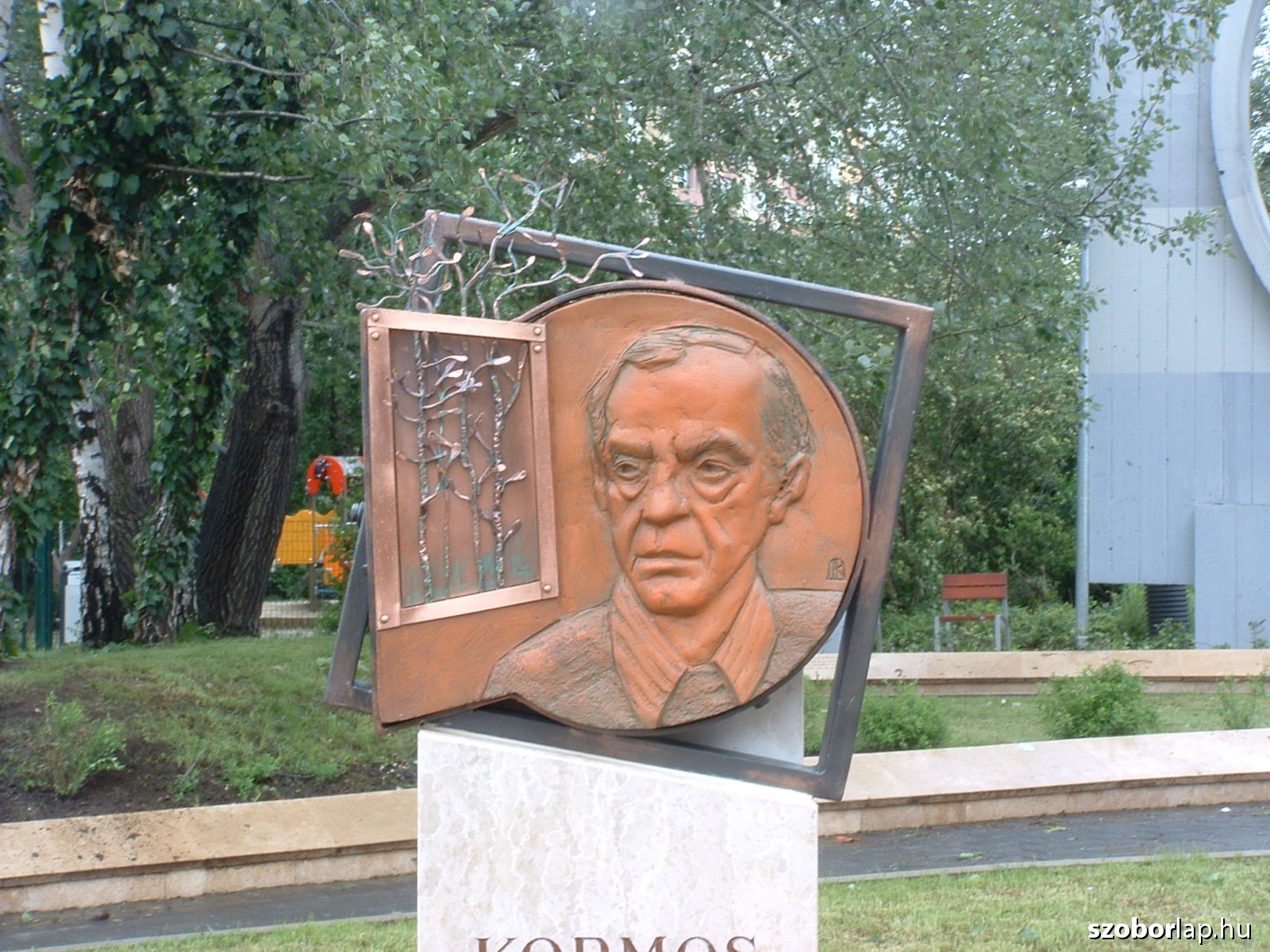 Kormos István – Köztérkép