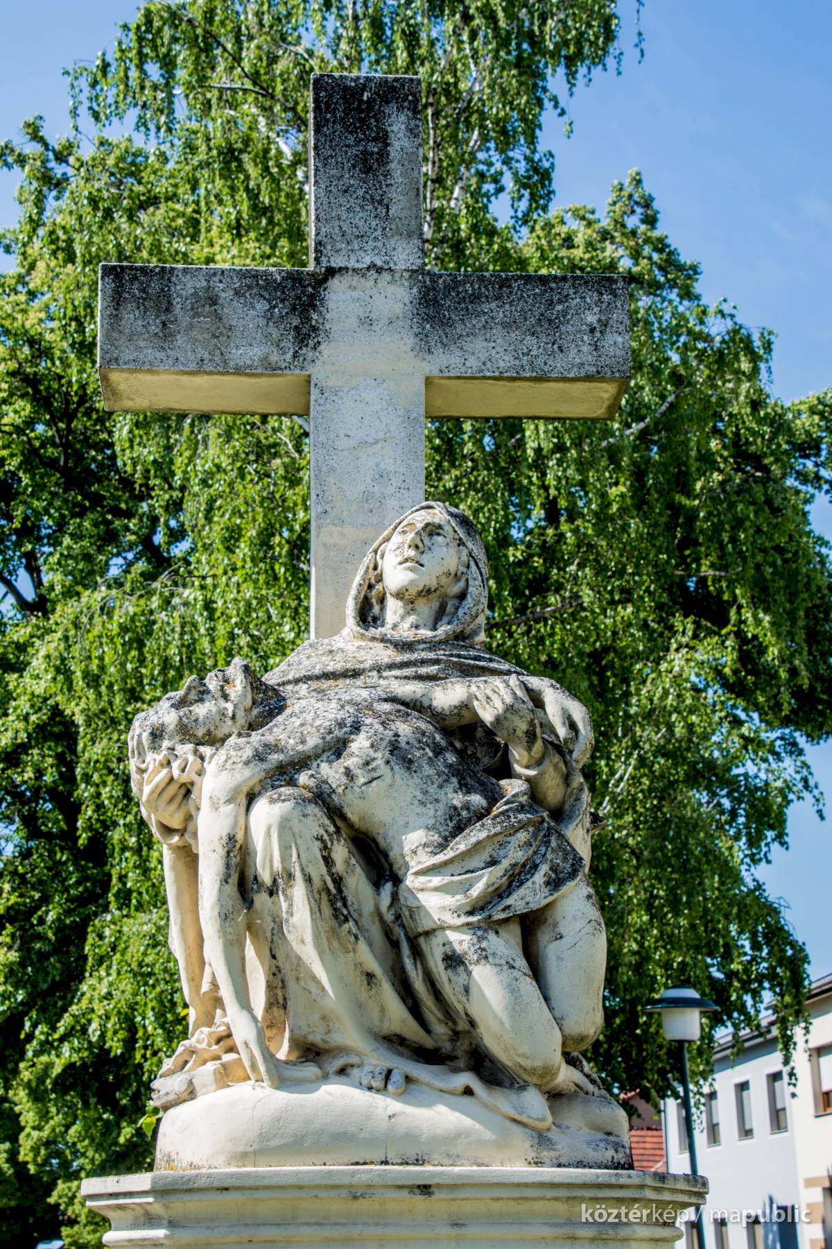 Pietà – Köztérkép