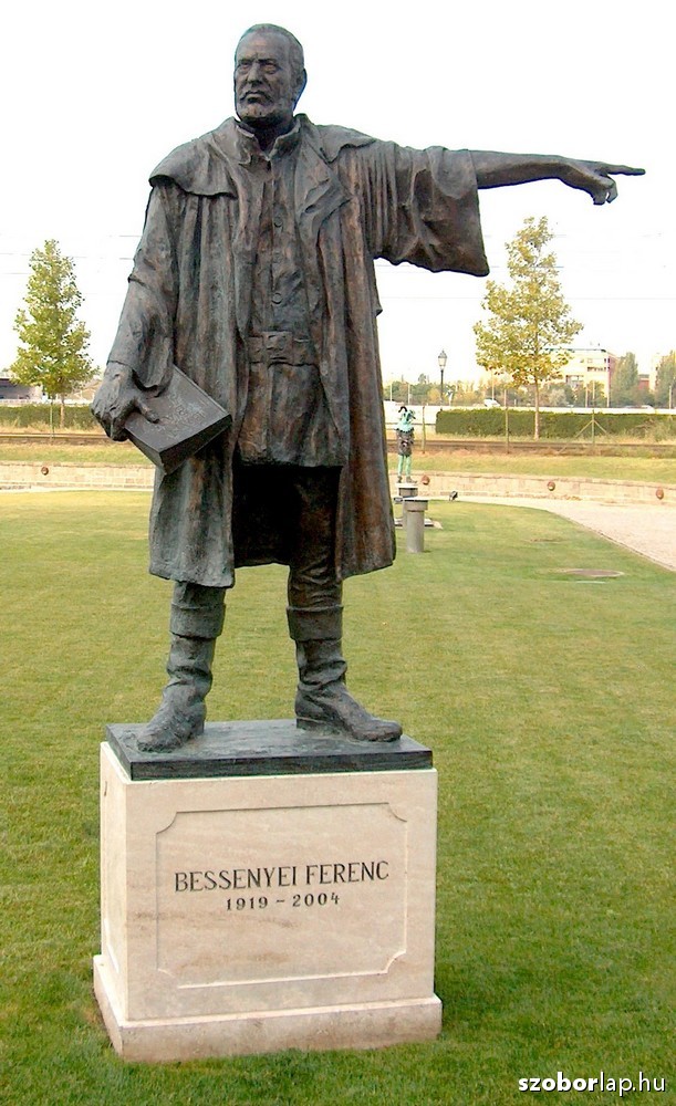Bessenyei Ferenc – Köztérkép