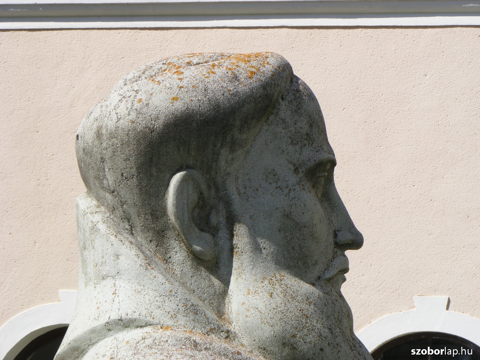 Kájoni János mellszobra – Köztérkép